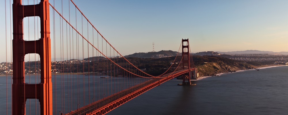 Cross Golden Gate Bridge