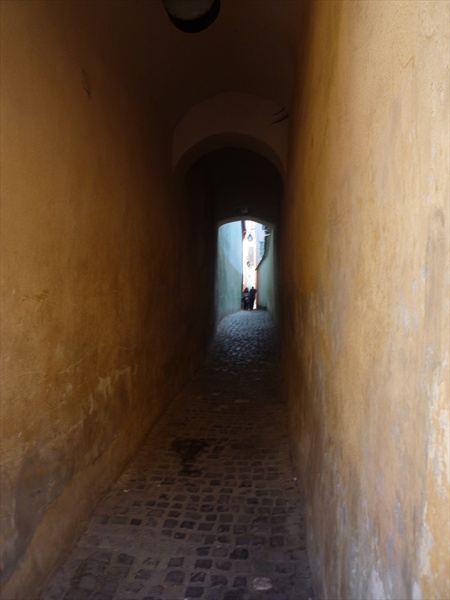 Rope Street (Strada Sforii)